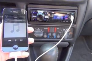 How To Connect iPhone and iPod To Car Stereo With USB
