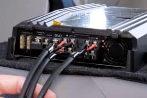 How To Choose A Car Amplifier (Buying Guide)